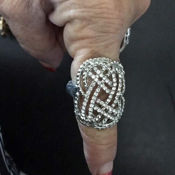 Badgley Mischka | Jewelry | New Bagley Mischka Pave Crystals Ring ...